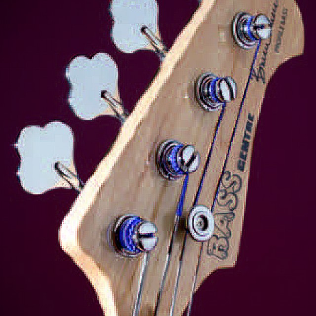 Profile Bass: review | Bruce Thomas